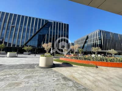 مكتب 190م كورنر تشطيب كامل بالفرش في سوديك EDNC | Bayut Egypt